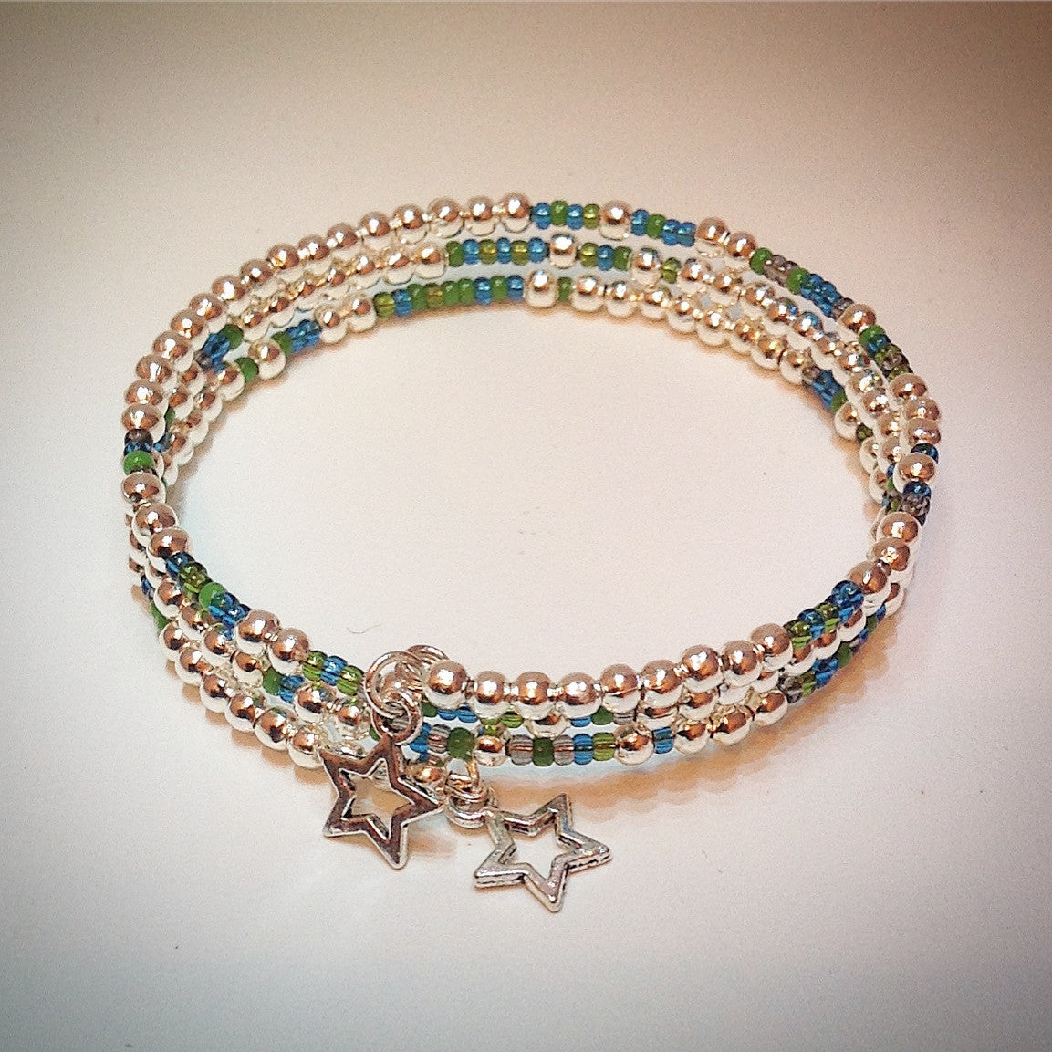 Beaded memory wire bracelet | eDgE dEsiGn London